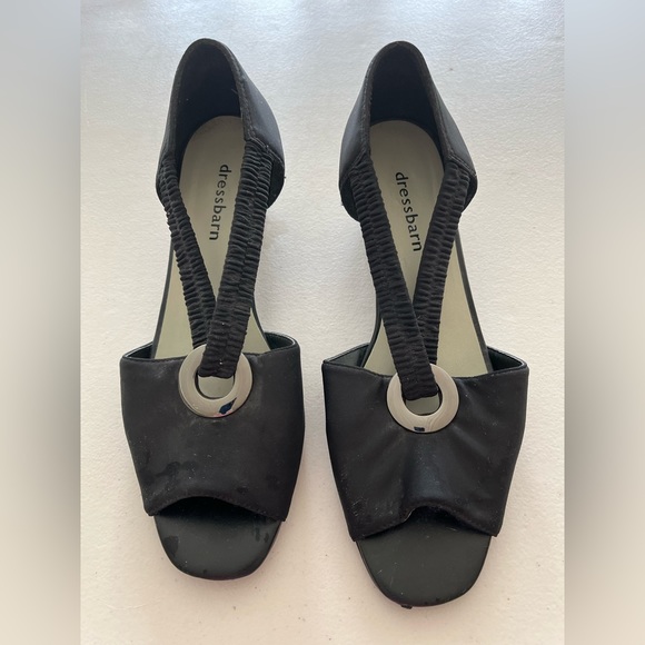dressbarn | Shoes | Dress Barn Black Wedge Heels 75w Fabric Upper ...